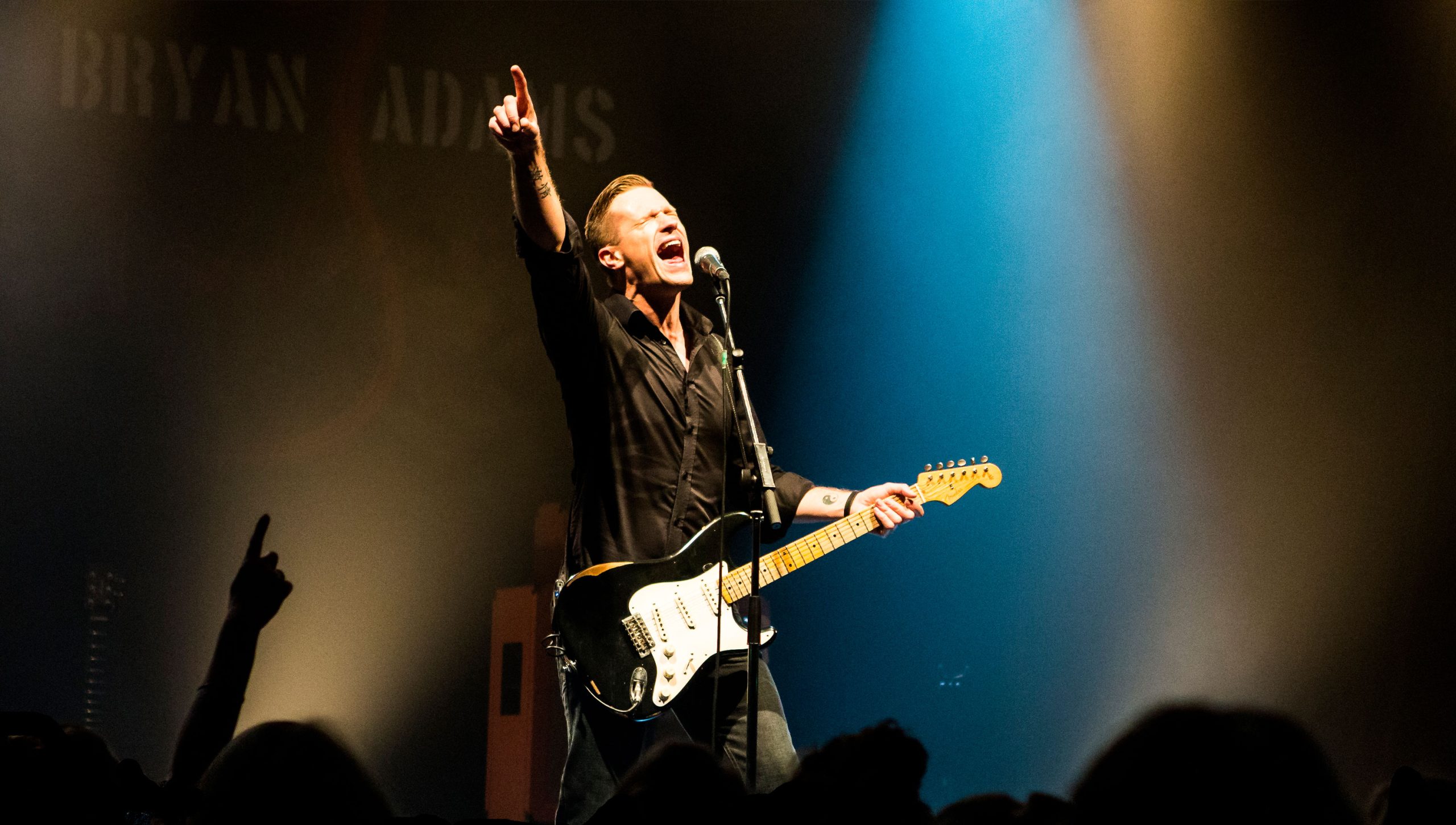 Bryan Adams: Rock Müziğin Kanadalı Efsanesi | DOĞA VE BEN